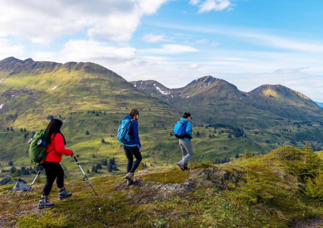 Top Alaska Hikes for Every Skill Level | Friendly INTL Travel